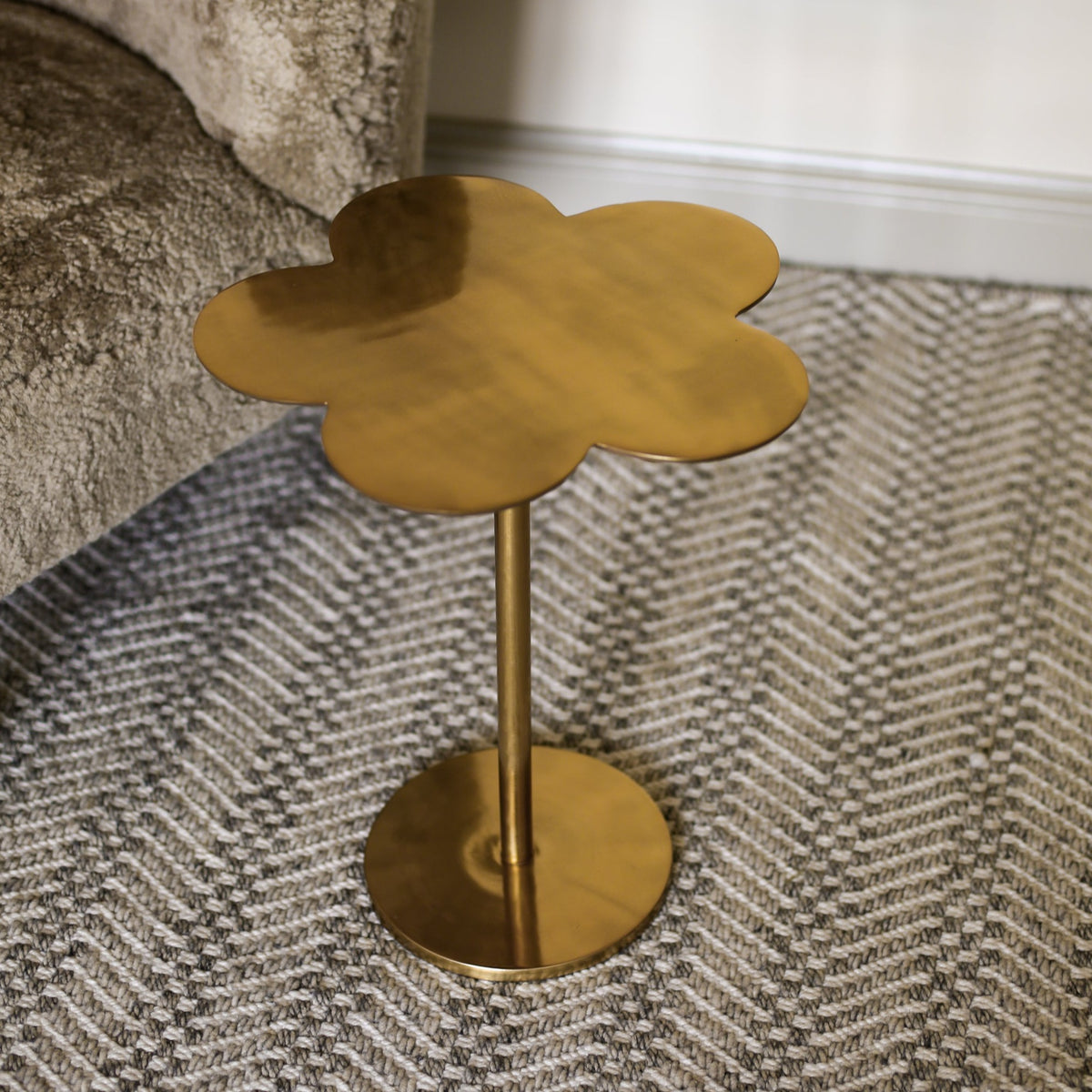 Florence Blossom Brass Side Table – Oba Home